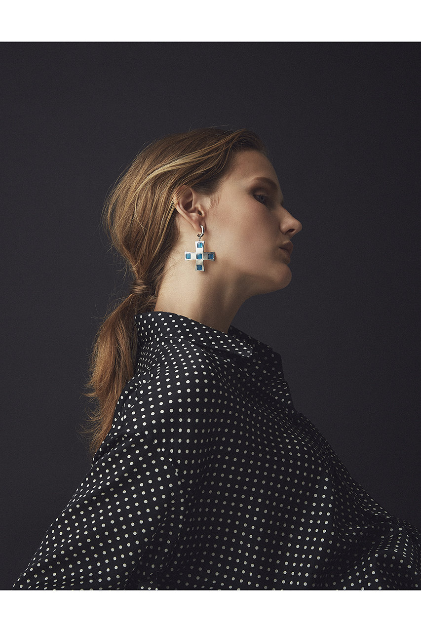 IRIS 47(イリスフォーセブン)｜crawn ピアス/ブルー の通販｜ELLESHOP・(エル・ショップ)