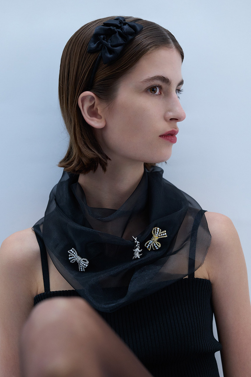 IRIS 47(イリスフォーセブン)｜bow ブローチ/ゴールド の通販｜ELLESHOP・(エル・ショップ)