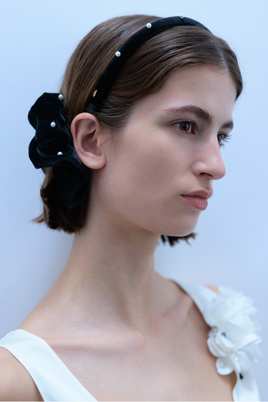 IRIS 47(イリスフォーセブン)｜grace ヘッドバンド/ブラック の通販｜ELLESHOP・(エル・ショップ)